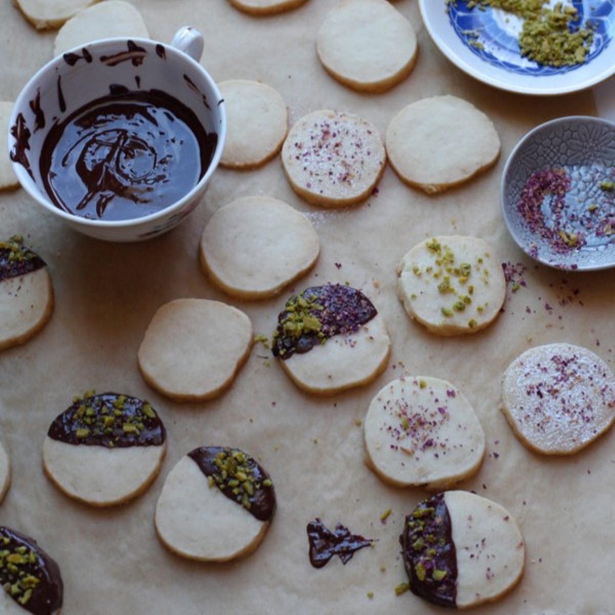 Persian Rosewater Cookies for Nowruz - The Spice Spoon