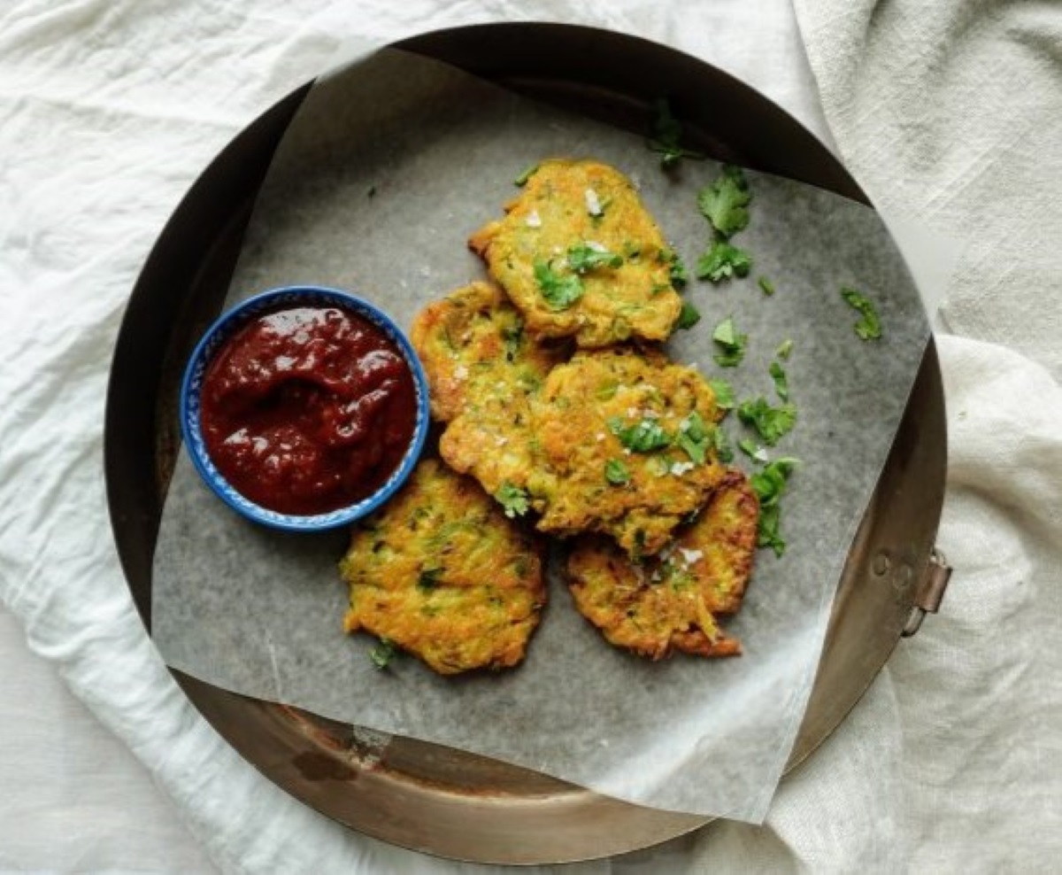 Carrot and Zucchini Fritters - The Spice Spoon